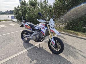 Априлия Dorsoduro 2012 в Утена на AUTOMOTO.COM.LV Априлия Dorsoduro 2012 в Утена, объемом двигателя 0.75 л и пробегом 46 тыс. км за 3200 €, фото 1 на AUTOMOTO.COM.LV