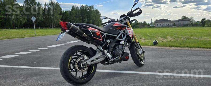 Aprilia Dorsoduro 2013 in Riga, with an engine capacity of 0.75 L and mileage of 0 thousand km for 4200 €, photo 7 on AUTOMOTO.COM.LV