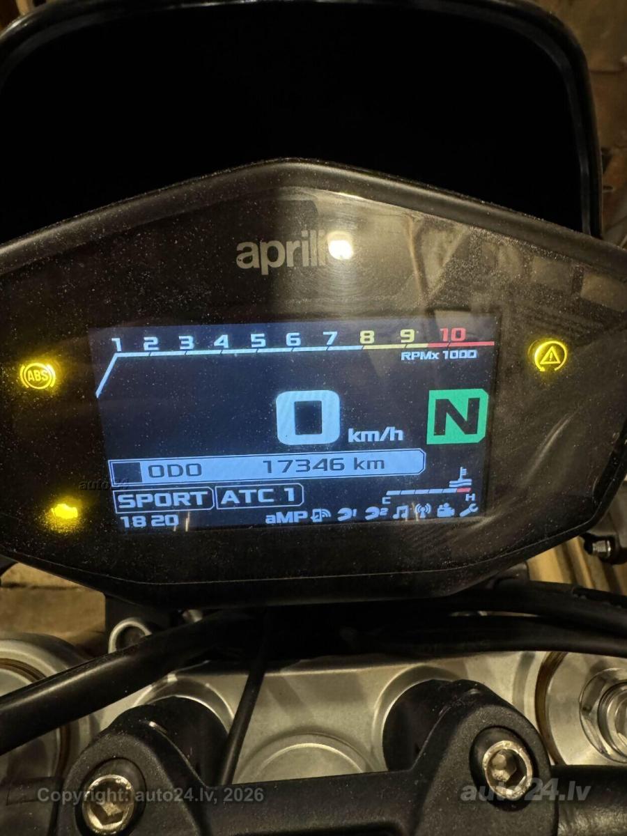 Aprilia Dorsoduro 2020 Saue, ar dzinēja tilpumu 0.90 L un nobraukumu 17 tūkst. km par 8000 €, foto 4 vietnē AUTOMOTO.COM.LV