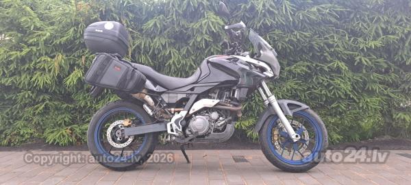 Черный Априлия Pegaso 650 2006 в Пярну, объемом двигателя 0.66 л и пробегом 53 тыс. км за 2500 €, фото 3 на AUTOMOTO.COM.LV