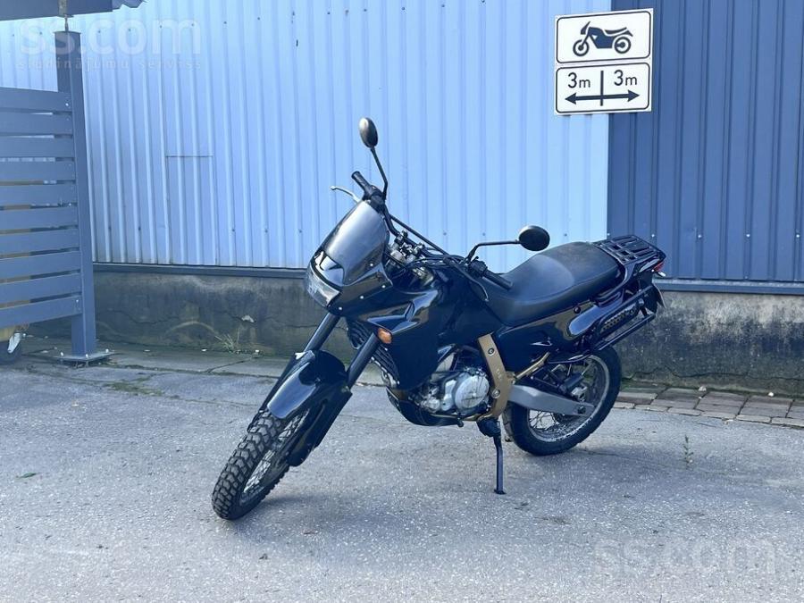 Aprilia Pegaso 650 1991 Rīga, ar dzinēja tilpumu 0.65 L un nobraukumu 0 tūkst. km par 1500 €, foto 3 vietnē AUTOMOTO.COM.LV