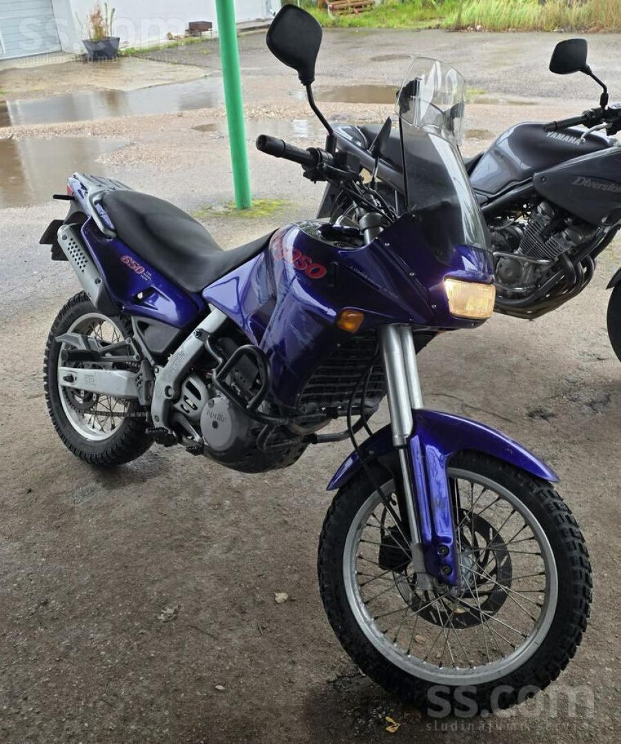 Априлия Pegaso 650 1994 в Даугавпилс, объемом двигателя 0.65 л и пробегом 0 тыс. км за 1600 €, фото 1 на AUTOMOTO.COM.LV