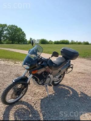 Априлия Pegaso 650 2000 в Елгава, объемом двигателя 0.65 л и пробегом 0 тыс. км за 1800 €, фото 4 на AUTOMOTO.COM.LV