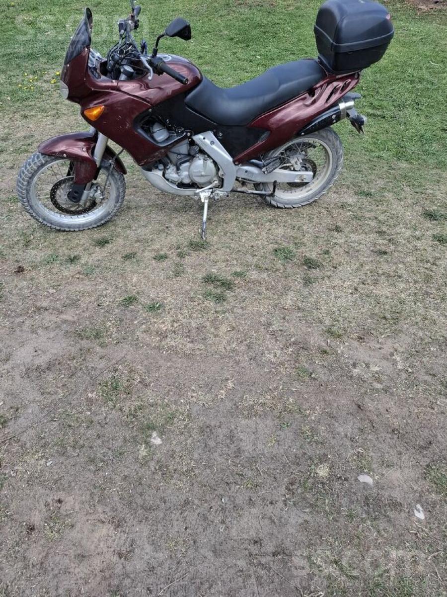 Априлия Pegaso 650 2001 в Салдус, объемом двигателя 0.65 л и пробегом 0 тыс. км за 1200 €, фото 5 на AUTOMOTO.COM.LV