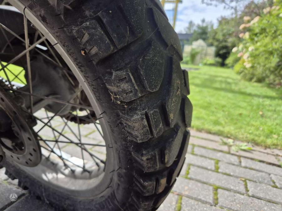 Pelēks Aprilia Pegaso 1998 Viļņa, ar dzinēja tilpumu 0.65 L un nobraukumu 60 tūkst. km par 1290 €, foto 9 vietnē AUTOMOTO.COM.LV
