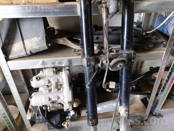 Aprilia Pegaso 1994 Gulbene, ar dzinēja tilpumu 0.65 L un nobraukumu 0 tūkst. km par 1200 €, foto 7 vietnē AUTOMOTO.COM.LV