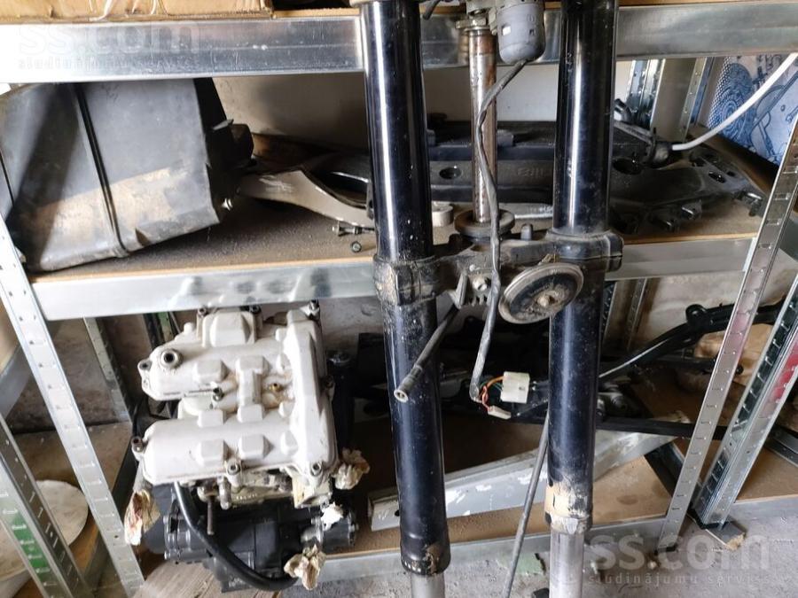 Aprilia Pegaso 1994 Gulbene, ar dzinēja tilpumu 0.65 L un nobraukumu 0 tūkst. km par 1200 €, foto 7 vietnē AUTOMOTO.COM.LV