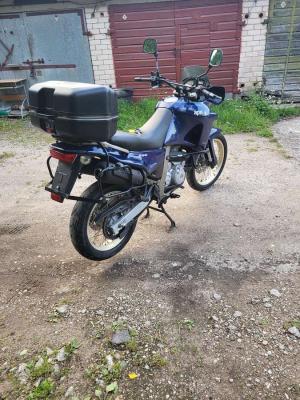 Aprilia Pegaso 1995 in Utena, with an engine capacity of 0.65 L and mileage of 44 thousand km for 1900 €, photo 4 on AUTOMOTO.COM.LV