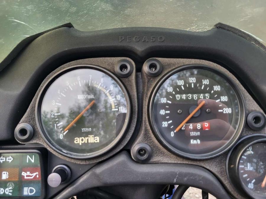 Aprilia Pegaso 1995 in Utena, with an engine capacity of 0.65 L and mileage of 44 thousand km for 1900 €, photo 5 on AUTOMOTO.COM.LV