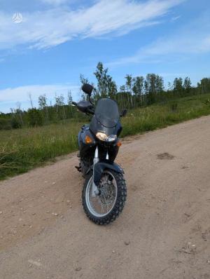 Aprilia Pegaso 2001 in Zarasai, with an engine capacity of 0.65 L and mileage of 45 thousand km for 1550 €, photo 4 on AUTOMOTO.COM.LV