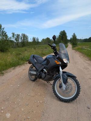 Aprilia Pegaso 2001 in Zarasai, with an engine capacity of 0.65 L and mileage of 45 thousand km for 1550 €, photo  on AUTOMOTO.COM.LV