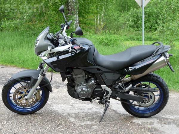 Aprilia Pegaso 2006 Rīga, ar dzinēja tilpumu 0.66 L un nobraukumu 0 tūkst. km par 2899 €, foto 8 vietnē AUTOMOTO.COM.LV