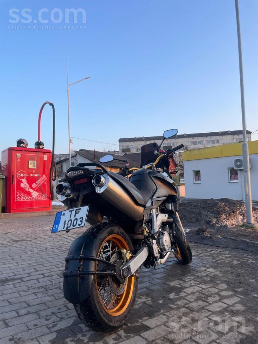 Aprilia Pegaso 2007 Daugavpils, ar dzinēja tilpumu 0.66 L un nobraukumu 0 tūkst. km par 2000 €, foto 3 vietnē AUTOMOTO.COM.LV