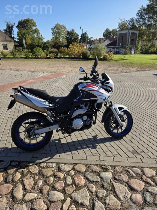 Aprilia Pegaso Strada 2009 in Bauska, with an engine capacity of 0.66 L and mileage of 0 thousand km for 2600 €, photo 7 on AUTOMOTO.COM.LV