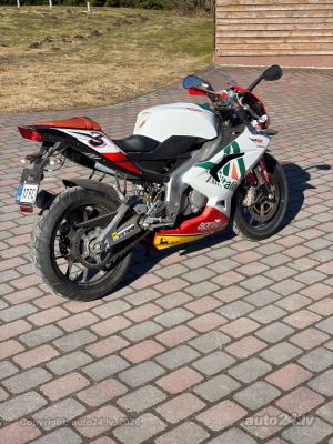 Grey Aprilia RS 125 2012 in Paide, with an engine capacity of 0.14 L and mileage of 13 thousand km for 3000 €, photo  on AUTOMOTO.COM.LV