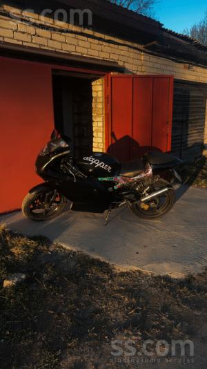 Aprilia RS 125 2004 Saldus, ar dzinēja tilpumu 0.13 L un nobraukumu 0 tūkst. km par 1000 €, foto  vietnē AUTOMOTO.COM.LV