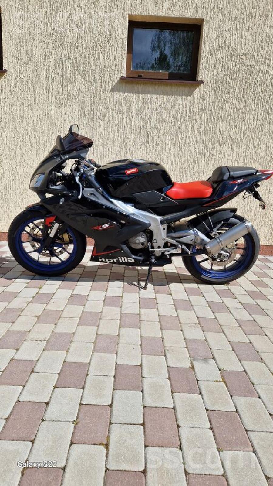 Aprilia RS 125 2007 Rēzekne, ar dzinēja tilpumu 0.13 L un nobraukumu 0 tūkst. km par 2200 €, foto 1 vietnē AUTOMOTO.COM.LV