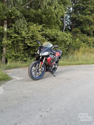 Melns Aprilia RS 2007 Mažeikiai, ar dzinēja tilpumu 0.05 L un nobraukumu 0 tūkst. km par 1200 €, foto  vietnē AUTOMOTO.COM.LV