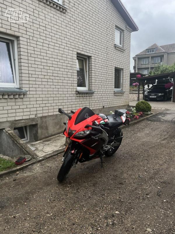 Melns Aprilia RS 2013 Telšiai, ar dzinēja tilpumu 0.13 L un nobraukumu 42 tūkst. km par 1500 €, foto 2 vietnē AUTOMOTO.COM.LV