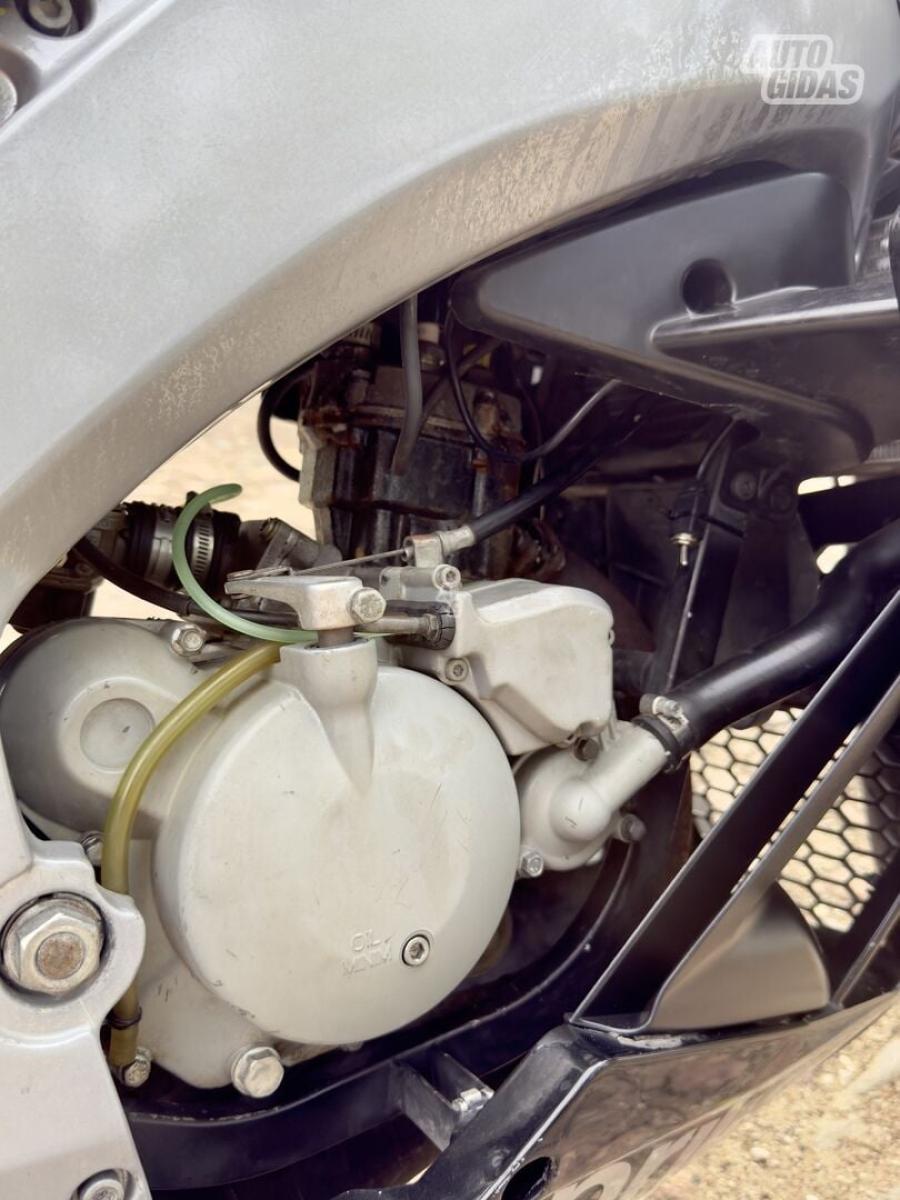 Melns Aprilia RS 2014 Biržai, ar dzinēja tilpumu 0.05 L un nobraukumu 15 tūkst. km par 1700 €, foto 10 vietnē AUTOMOTO.COM.LV