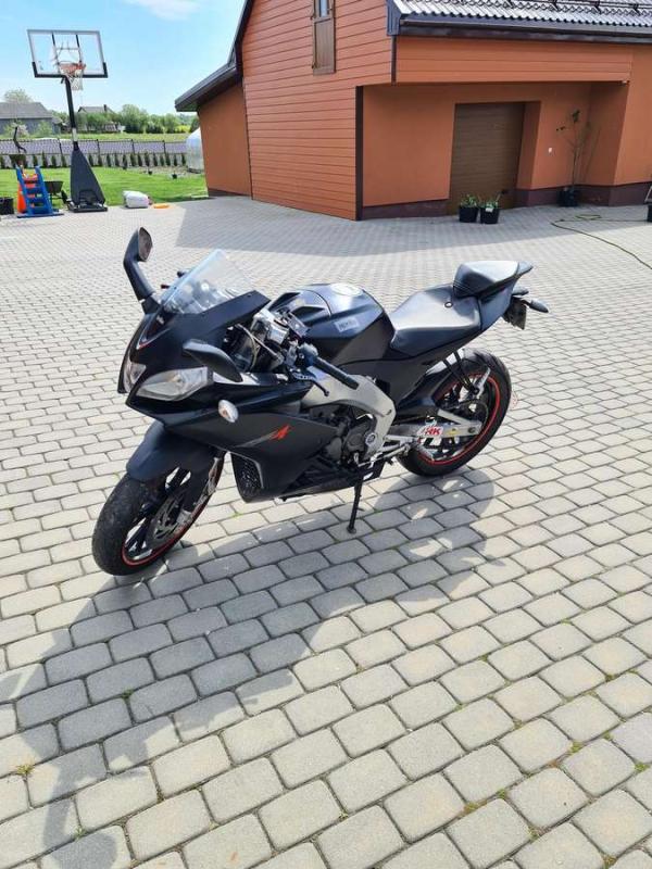 Melns Aprilia RS 2014 Gargždai, ar dzinēja tilpumu 50.00 L un nobraukumu 20 tūkst. km par 3000 €, foto 3 vietnē AUTOMOTO.COM.LV
