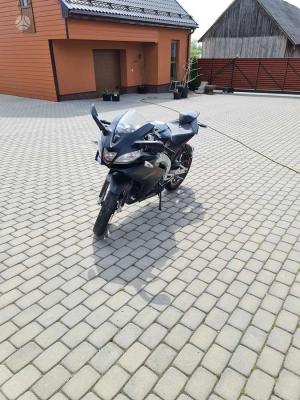 Black Aprilia RS 2014 in Gargzdai, with an engine capacity of 50.00 L and mileage of 20 thousand km for 3000 €, photo 5 on AUTOMOTO.COM.LV