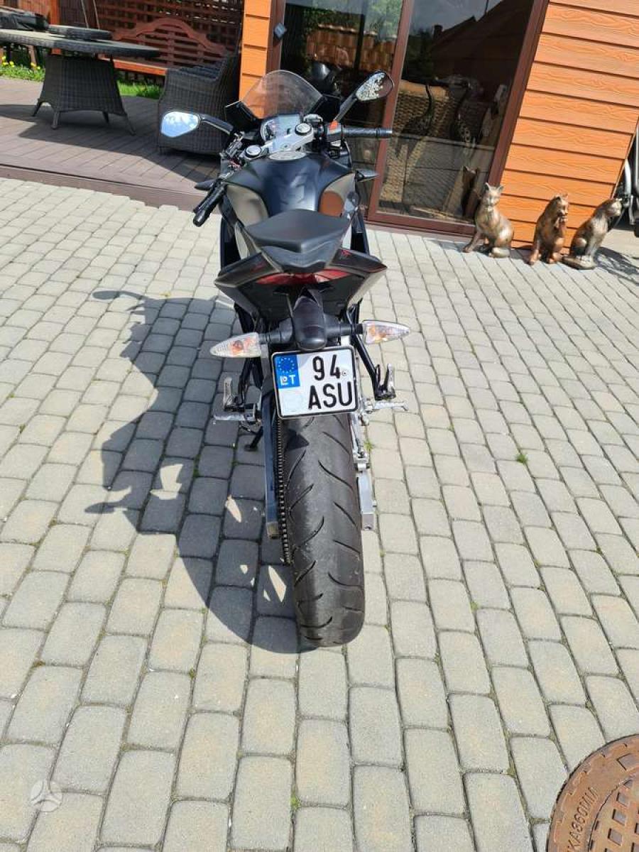 Black Aprilia RS 2014 in Gargzdai, with an engine capacity of 50.00 L and mileage of 20 thousand km for 3000 €, photo 6 on AUTOMOTO.COM.LV