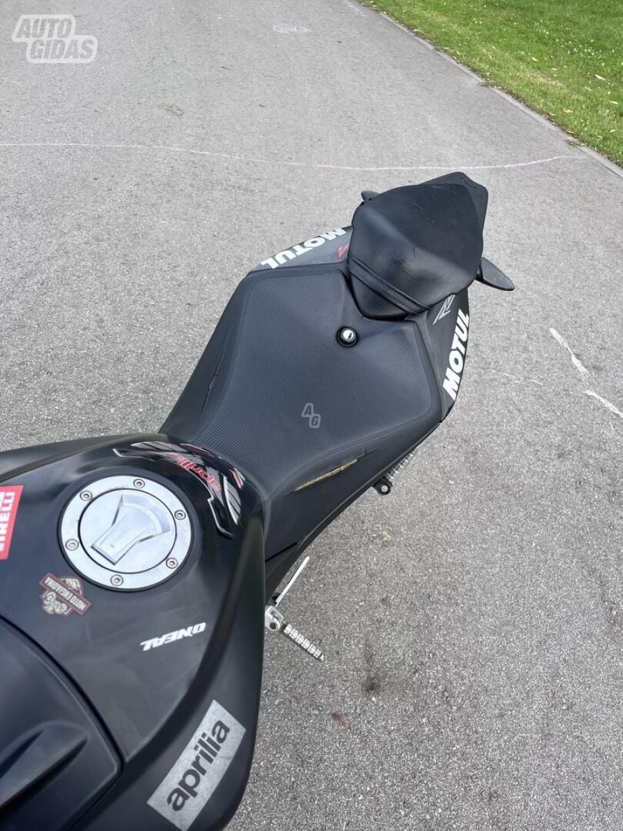 Melns Aprilia RS 2015 Klaipėda, ar dzinēja tilpumu 0.05 L un nobraukumu 27 tūkst. km par 1750 €, foto 9 vietnē AUTOMOTO.COM.LV