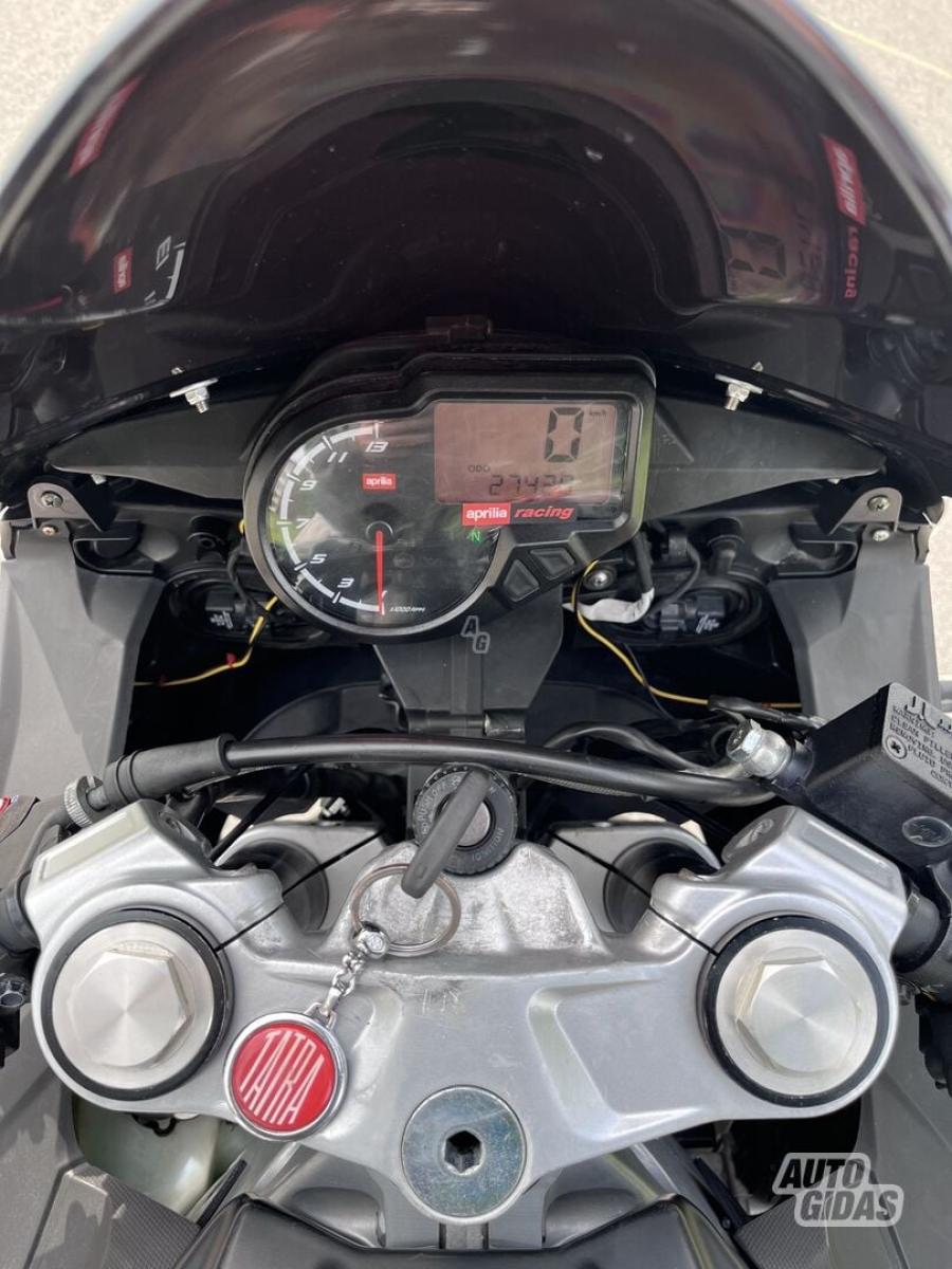 Melns Aprilia RS 2015 Klaipėda, ar dzinēja tilpumu 0.05 L un nobraukumu 27 tūkst. km par 1750 €, foto 15 vietnē AUTOMOTO.COM.LV