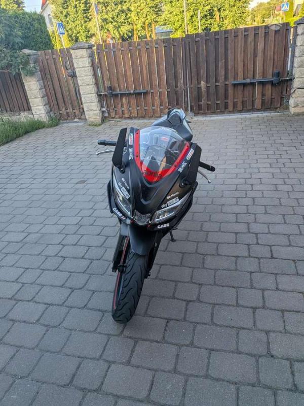 Melns Aprilia RS 2023 Kauņa, ar dzinēja tilpumu 0.13 L un nobraukumu 18 tūkst. km par 2350 €, foto 9 vietnē AUTOMOTO.COM.LV