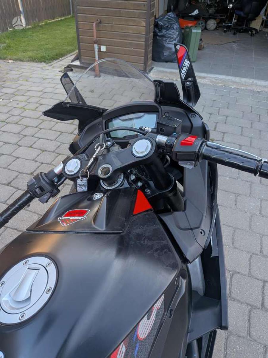 Black Aprilia RS 2023 in Kaunas, with an engine capacity of 0.13 L and mileage of 18 thousand km for 2350 €, photo 12 on AUTOMOTO.COM.LV