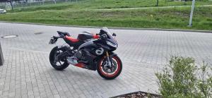 Black Aprilia RS 2023 in Kaunas, with an engine capacity of 0.66 L and mileage of 8 thousand km for 6900 €, photo  on AUTOMOTO.COM.LV