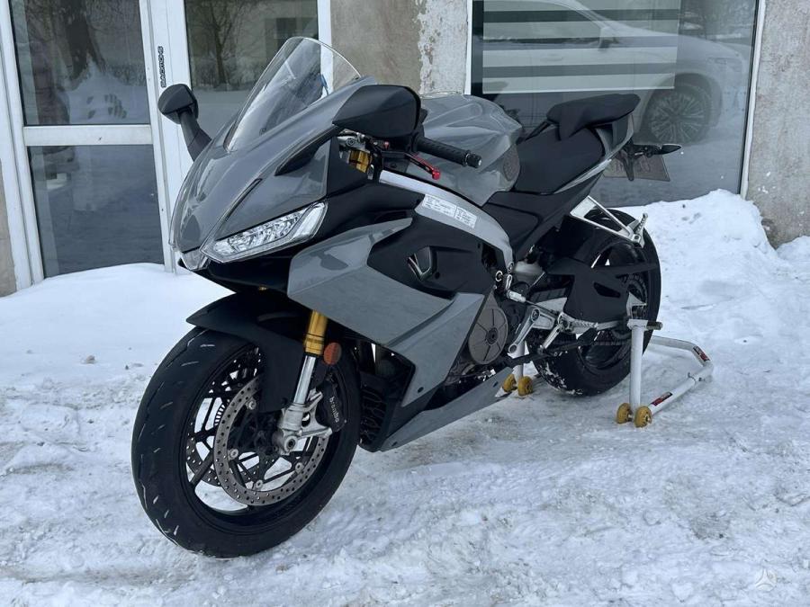 Grey Aprilia RS 2024 in Klaipeda, with an engine capacity of 0.66 L and mileage of 15 thousand km for 7999 €, photo 1 on AUTOMOTO.COM.LV
