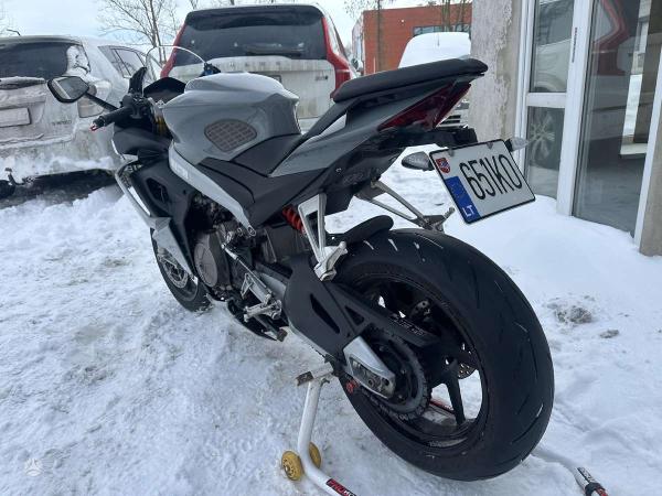 Pelēks Aprilia RS 2024 Klaipėda, ar dzinēja tilpumu 0.66 L un nobraukumu 15 tūkst. km par 7999 €, foto 6 vietnē AUTOMOTO.COM.LV