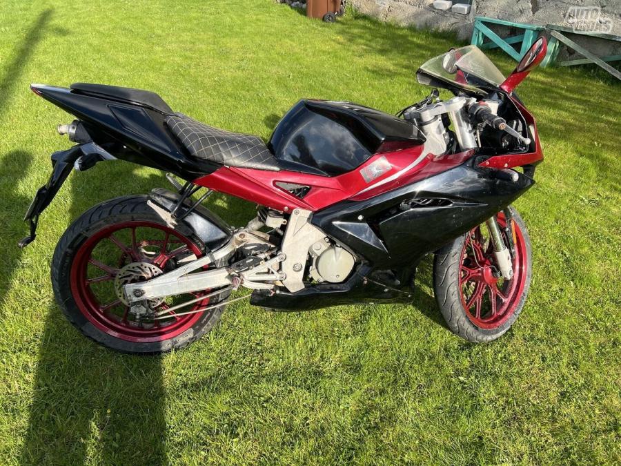 Aprilia RS 2007 Klaipėda, ar dzinēja tilpumu 0.00 L un nobraukumu 0 tūkst. km par 900 €, foto 3 vietnē AUTOMOTO.COM.LV