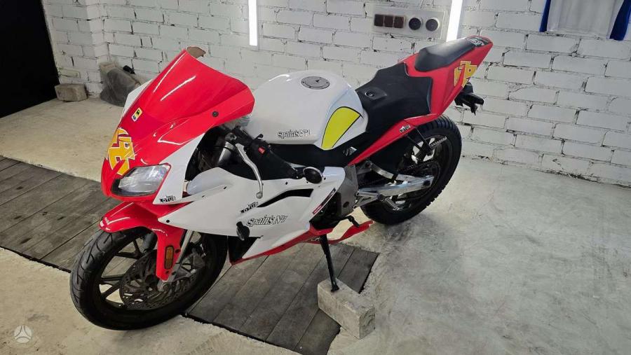 Aprilia RS 2009 Jonava, ar dzinēja tilpumu 50.00 L un nobraukumu 40 tūkst. km par 1500 €, foto 6 vietnē AUTOMOTO.COM.LV