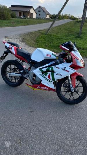Aprilia RS 2009 Marijampole, ar dzinēja tilpumu 50.00 L un nobraukumu 23 tūkst. km par 2200 €, foto 3 vietnē AUTOMOTO.COM.LV