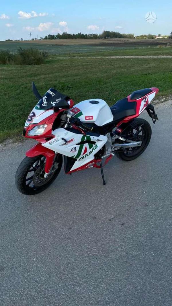 Aprilia RS 2009 Marijampole, ar dzinēja tilpumu 50.00 L un nobraukumu 23 tūkst. km par 2200 €, foto 6 vietnē AUTOMOTO.COM.LV