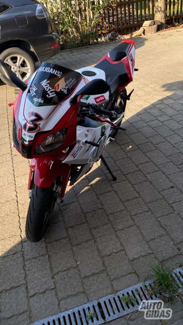 Aprilia RS 2009 Marijampole, ar dzinēja tilpumu 0.05 L un nobraukumu 23 tūkst. km par 2200 €, foto 4 vietnē AUTOMOTO.COM.LV