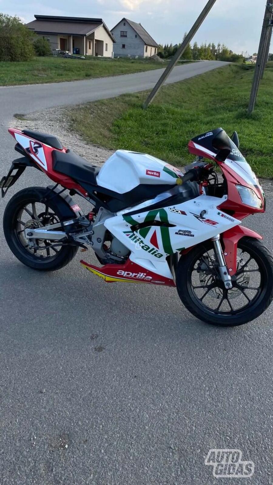 Aprilia RS 2009 Marijampole, ar dzinēja tilpumu 0.05 L un nobraukumu 23 tūkst. km par 2200 €, foto 8 vietnē AUTOMOTO.COM.LV