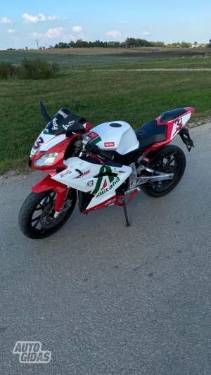 Aprilia RS 2009 Marijampole, ar dzinēja tilpumu 0.05 L un nobraukumu 23 tūkst. km par 2200 €, foto 10 vietnē AUTOMOTO.COM.LV