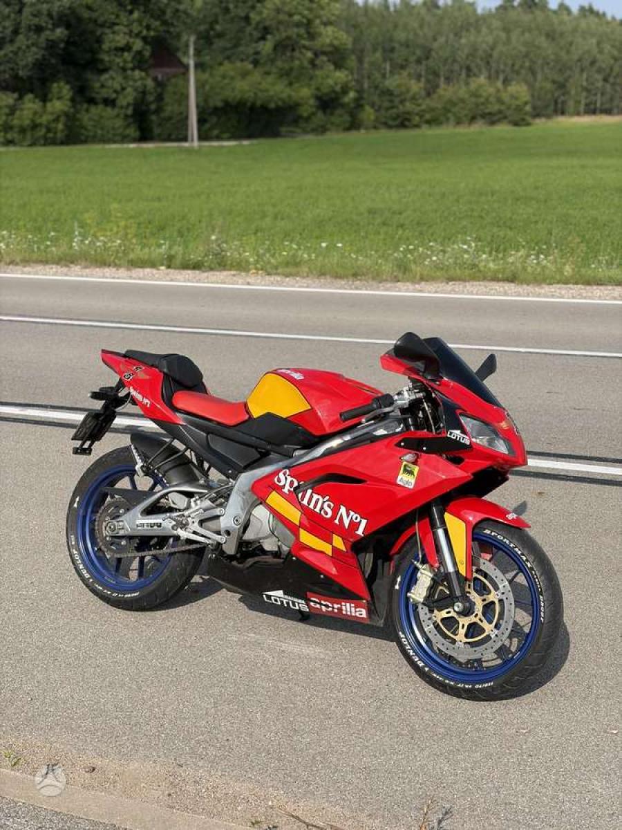 Aprilia RS 2011 Dobele, ar dzinēja tilpumu 0.13 L un nobraukumu 8 tūkst. km par 2300 €, foto 1 vietnē AUTOMOTO.COM.LV