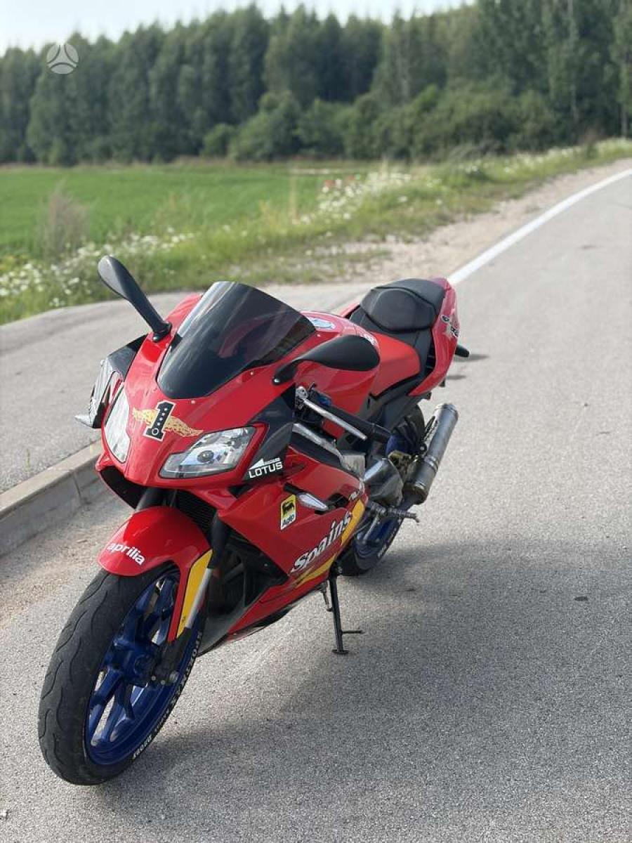 Aprilia RS 2011 Dobele, ar dzinēja tilpumu 0.13 L un nobraukumu 8 tūkst. km par 2300 €, foto 4 vietnē AUTOMOTO.COM.LV