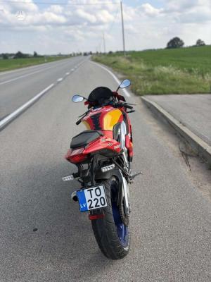 Aprilia RS 2011 Dobele, ar dzinēja tilpumu 0.13 L un nobraukumu 8 tūkst. km par 2300 €, foto 5 vietnē AUTOMOTO.COM.LV