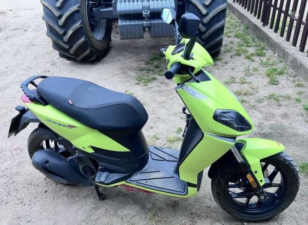 Aprilia RS 2012 Šalčininkai, ar dzinēja tilpumu 0.13 L un nobraukumu 6 tūkst. km par 1480 €, foto 2 vietnē AUTOMOTO.COM.LV