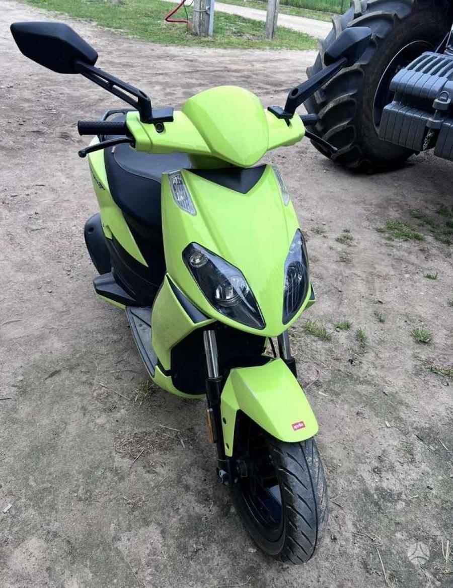 Aprilia RS 2012 in Salcininkai, with an engine capacity of 0.13 L and mileage of 6 thousand km for 1480 €, photo 6 on AUTOMOTO.COM.LV