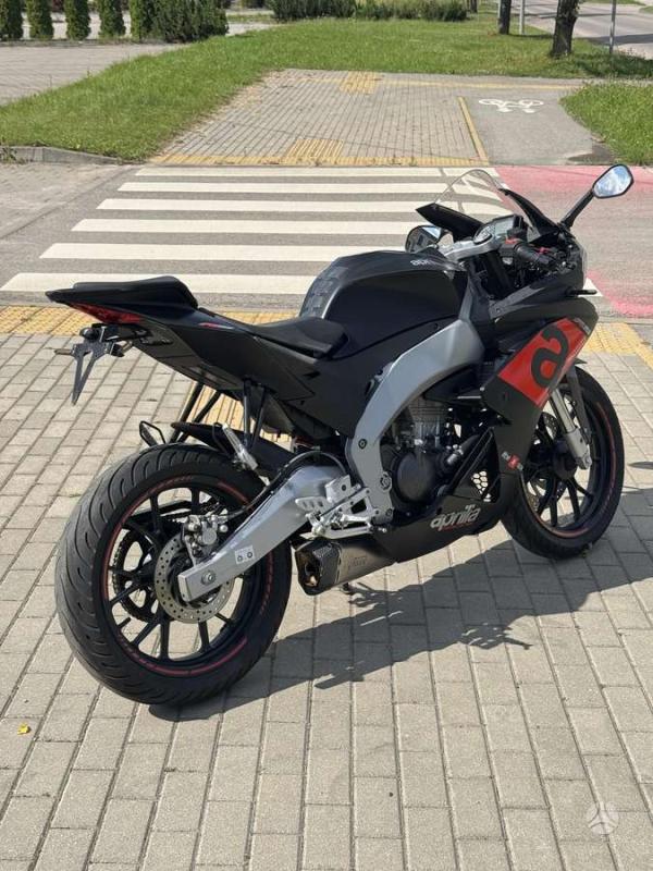 Aprilia RS 2020 in Alytus, with an engine capacity of 0.13 L and mileage of 13 thousand km for 1799 €, photo 4 on AUTOMOTO.COM.LV