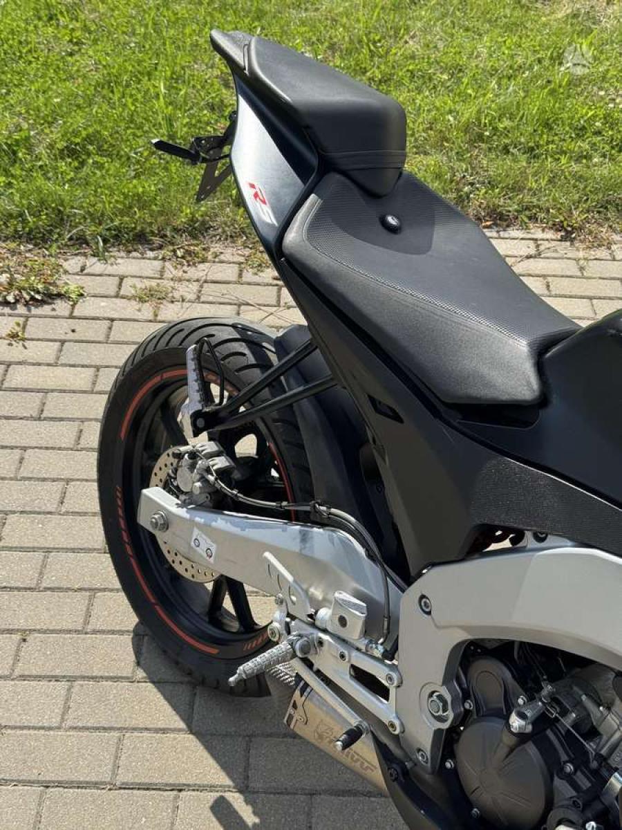 Aprilia RS 2020 Alīta, ar dzinēja tilpumu 0.13 L un nobraukumu 13 tūkst. km par 1799 €, foto 11 vietnē AUTOMOTO.COM.LV