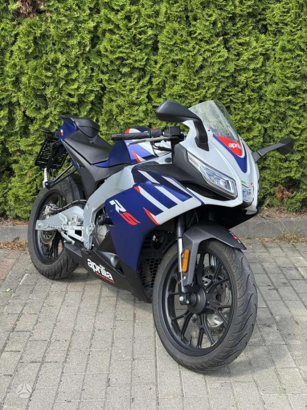 Aprilia RS 2023 Alīta, ar dzinēja tilpumu 0.13 L un nobraukumu 6 tūkst. km par 3195 €, foto 1 vietnē AUTOMOTO.COM.LV