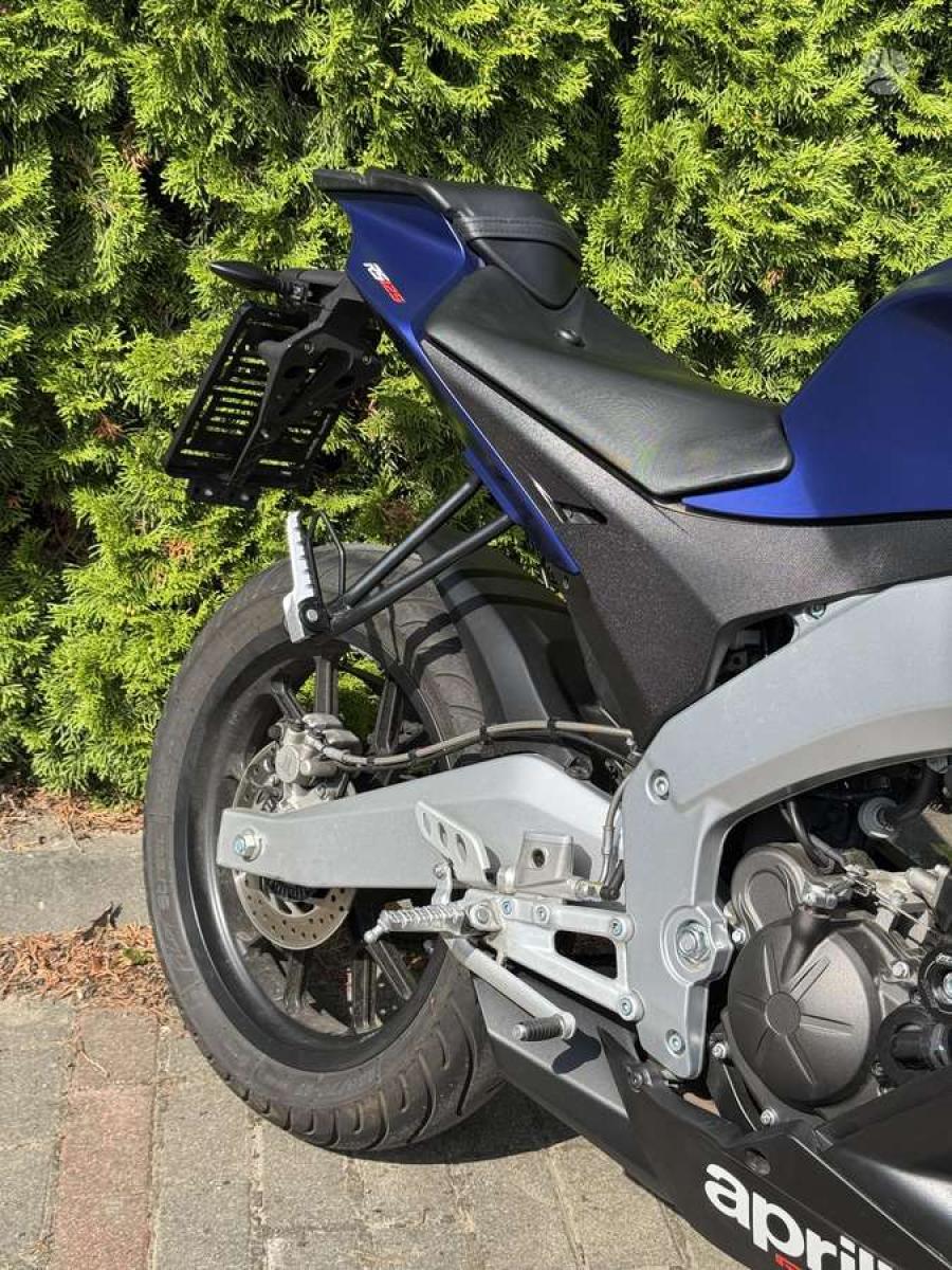 Aprilia RS 2023 Alīta, ar dzinēja tilpumu 0.13 L un nobraukumu 6 tūkst. km par 3195 €, foto 8 vietnē AUTOMOTO.COM.LV